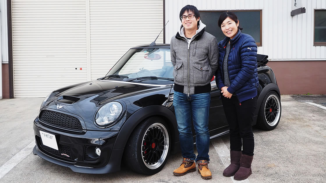 【R57 JCWコンバーチブル】ミニを通じて知り合った、ミニ好きな夫婦。 【CLUB CARS】